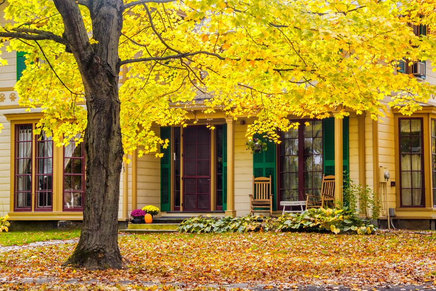 Reasons to Buy a Home in the Fall | Hileman Real Estate | OCMD